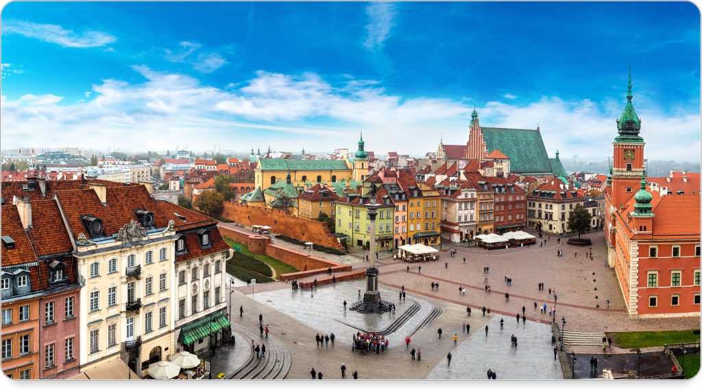 Best places to stay in Warsaw 🇵🇱 - Foresyte Travel